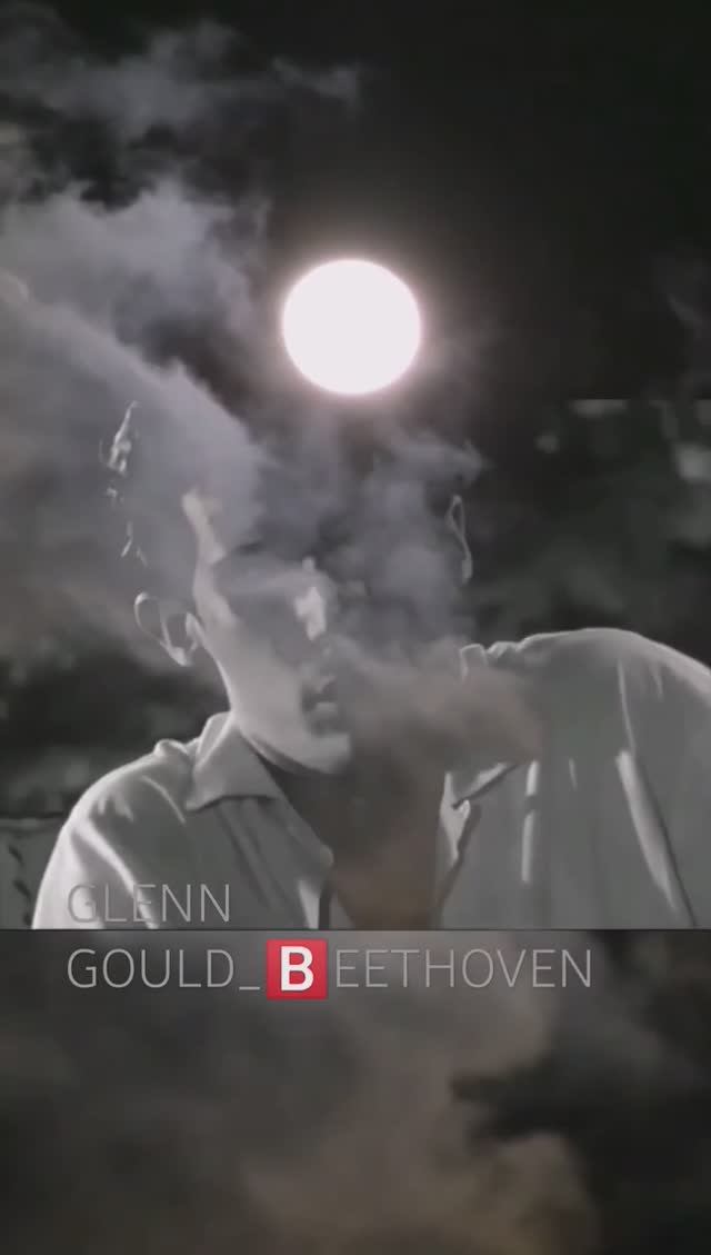 🅱️eethoven-Sonata 14 in C sharp minor op.27-2 Moonlight - Glenn Gould