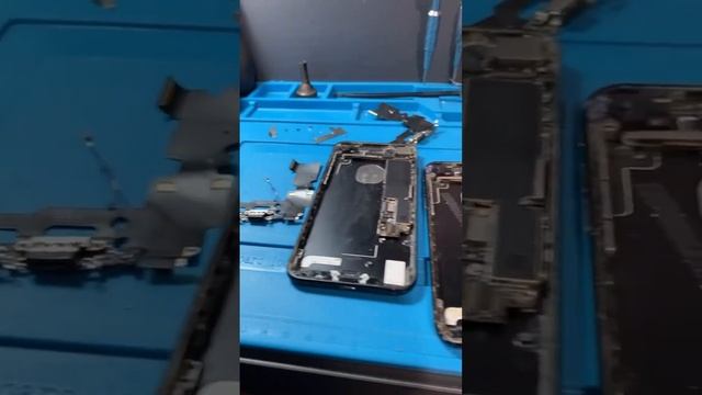 iPhone 7 - Full restoration 🔧📱📲 #iphone7 #repair #restoration #apple #iphone #howto #tutorial
