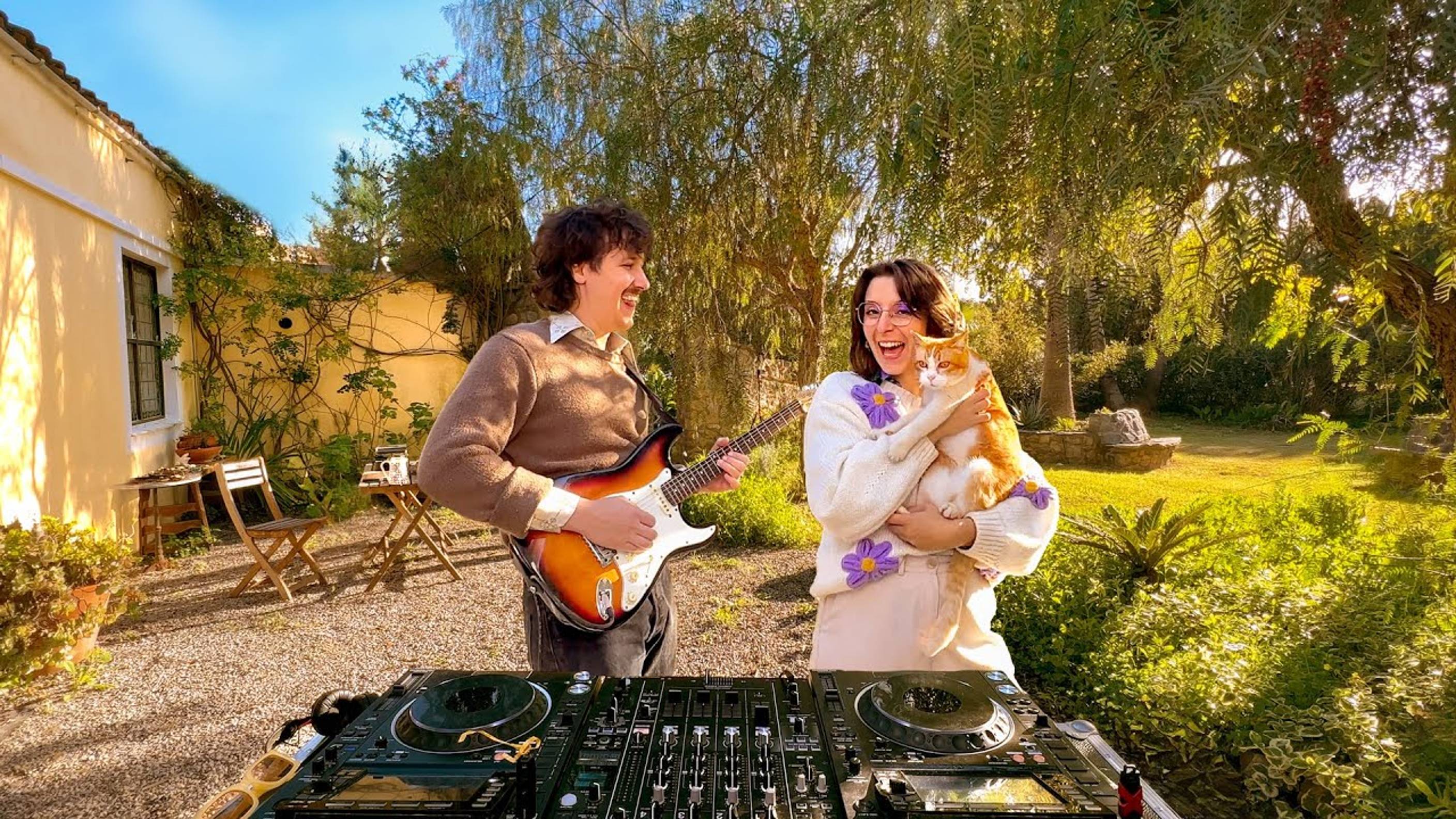 Flavour Trip | Cozy Jazz House Music Mix - Peaceful Garden Dinner    Chillout Raclette Evening Playl