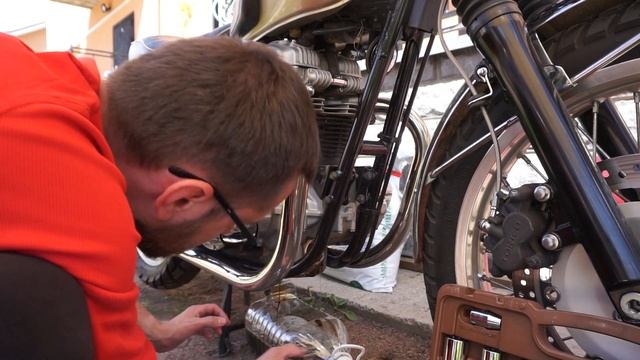 W650 | Замена масла | Oil Change