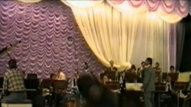 Гитарист Константин Корчагин в оркестре Романа Хатипова (1998)