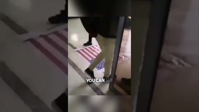They showed respect to the American flag ❤️