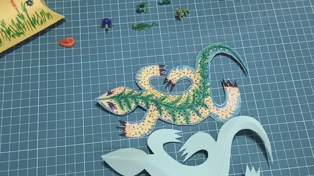 Биговка по изогнутой линии. Как сделать объемную ящерицу из бумаги. Мастер класс.