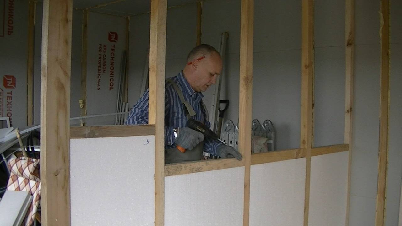 Монтаж перегородок.