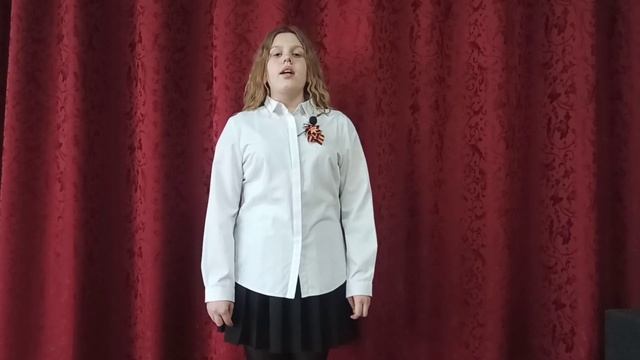 Читаем стихи о войне - Артищева Валерия Сколько судеб не сложено...