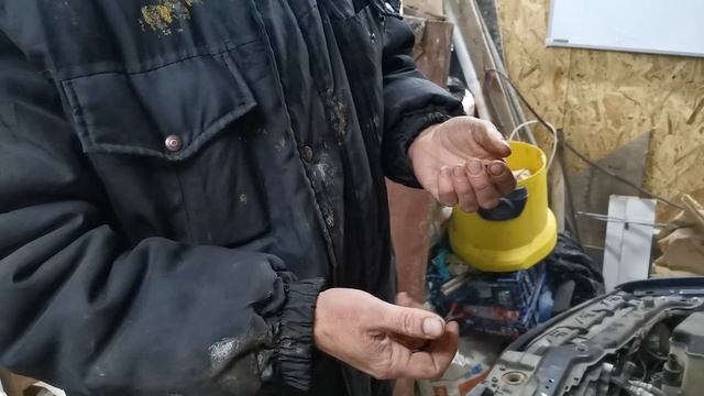 Ремонт верхнего патрубка BMW E46 n42/n46