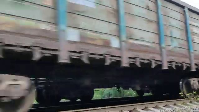 Встречные поезда, 2ЭС6-705 и ВЛ11М-311/338А. Юбилейное 1000 видео на канале!