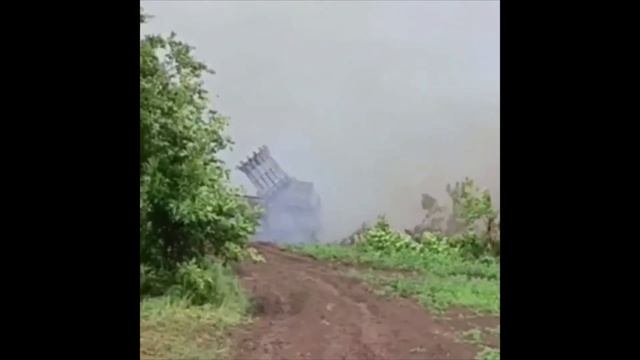 + Видео День на СВО ч1 про СВО война Россия Украина ВСУ жесть смерть оборона оружие уничтожил взрыв