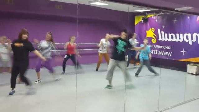 Денис Богачёв aka. Black Mamba | HOUSE DANCE | Танцевальный центр ТРИАШ