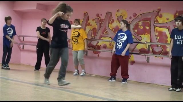 Танцевальный центр "ТРИАШ"- Hip Hop - Богачёв Денис