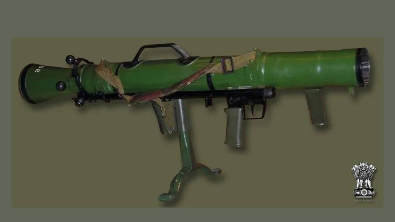 Индийский ручной гранатомет IOF 84-mm RCL