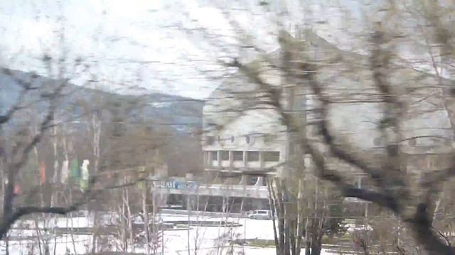 Красноярск. Через Енисей по Коммунальному мосту.