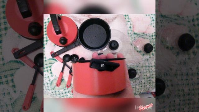 Обзор Детский набор пластиковой посуды