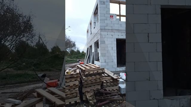 СТЕНЫ ВТОРОГО ЭТАЖА из ГАЗОБЕТОНА готовы