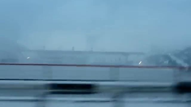 Красноярская ГЭС из окна автомобиля.
