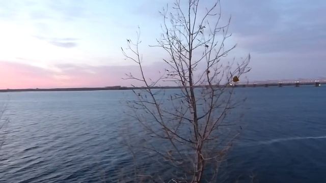 Октябрьское утро на Волге.