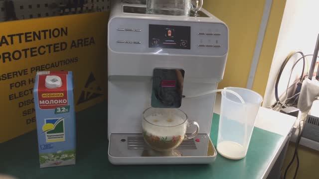 Кофемашина Pioneer - Приготовление Cаppuccino