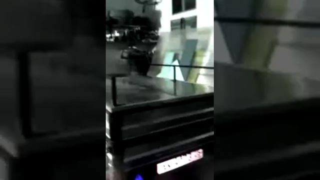 Крышка прицепа с креплением под лодку.