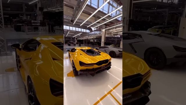 ГИПЕРКАР LAMBORGHINI REVUELTO.