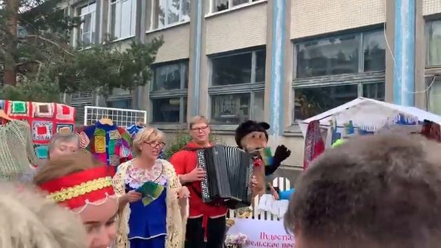 Частушки на баяне