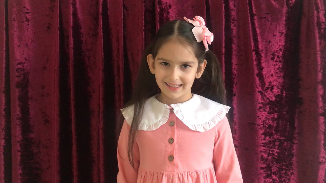Агния Барто. В театре. Читает: Арина Коноваленко, 7 лет