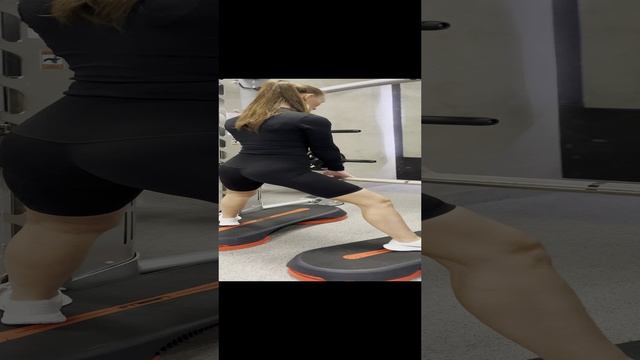Сумо в Смите (Плие)
