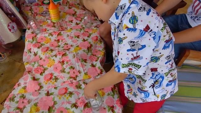 VLOG Диана и Рома на Дне Рождения Насти