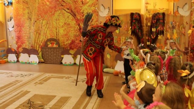 16 Пугало уходит