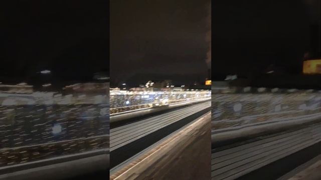 Парк Зарядье. Смотровая площадка рано утром зимой. Красота и подсветка красивая. Видео 2