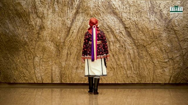 Праздничный костюм женщины-мокшанки. Первая половина ХХ в.
Пензенская область, Белинский район.