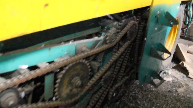 Свеклоуборочный комбайн МКК-6-02 экспресс-обзор от Янина Михаила