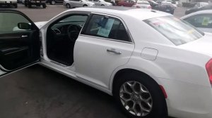 2016 Chrysler 300C AWD Exterior walkaround