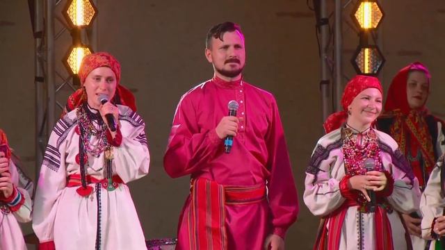 ВО НАШЕМ ВО ЗЕЛЁНЕНЬКОМ САДУ | IN OUR GREEN GARDEN