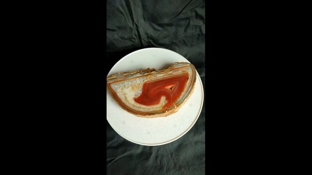 Агат сердолик с кварцем срез 2.5х16.5х9 см