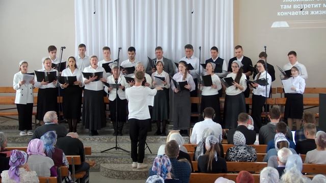 Хор "Вижу свет от дворца"