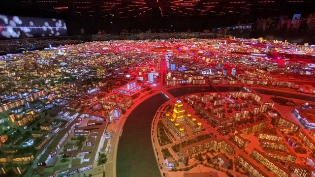 Светотехническое шоу в павильоне "Макет Москвы" на ВДНХ - интерактивная "История Москвы"