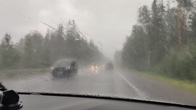 о.Б август 2024 Дорога домой под ливень вошли VID_20240803_115950