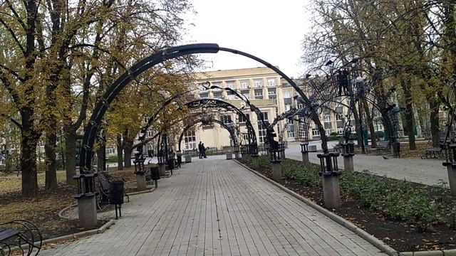 1 Парк кованных фигур , осень, прогулка.