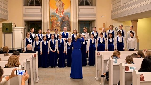 Вишня (Румяной зарëю...). Уж ты прялица. Песня о материнской любви (кф Синяя птица).