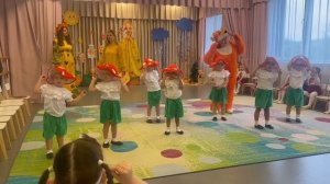 Танец Мухоморчиков на осеннем празднике