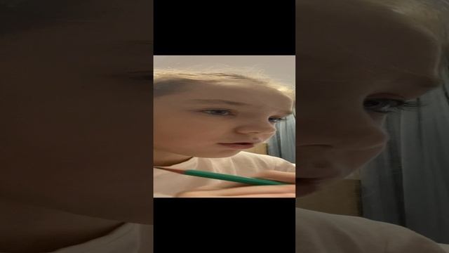 Когда задали в 4 классе пример 1+1🤣