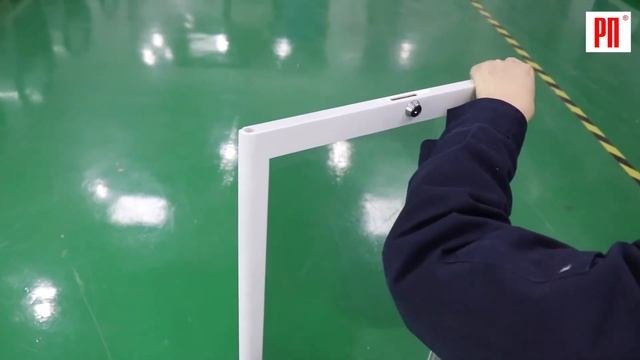 Перевешивание двери у холодильной витрины Cooleq