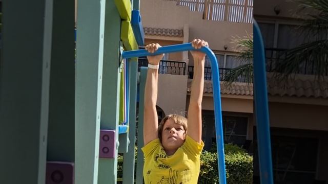 Потянулся столь раз сколько просмотров наброло моё видео по стилл бравлу