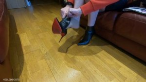 Shoe Review - Christian Louboutin 'So Kate Booty 100'