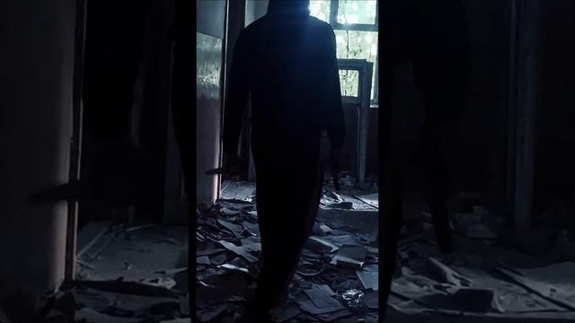 #206 Упырь нападет на Лютера (отрывок из Спектрофобия - 3 серия)