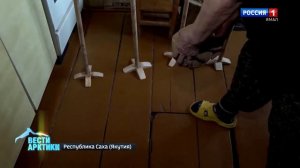 Якутская бабушка делает футбольные мячи из шкуры оленя
