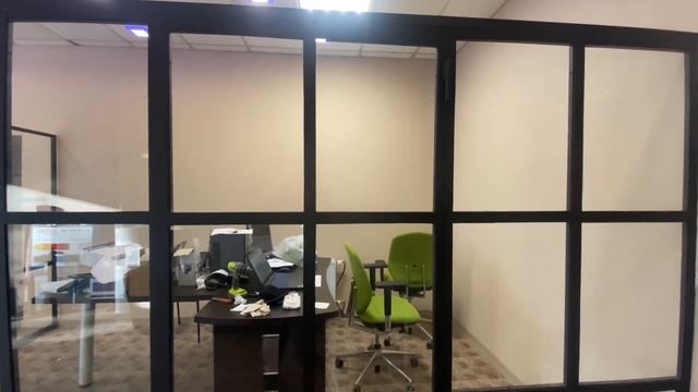 Лофт перегородка стекло и металл