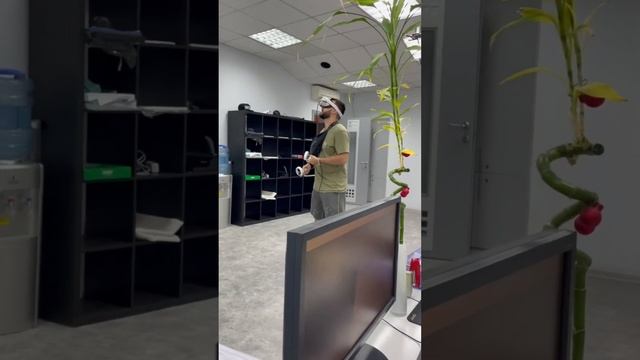 Прогулка по будущему дому в очка VR реальности от компании BRIKBRAER
