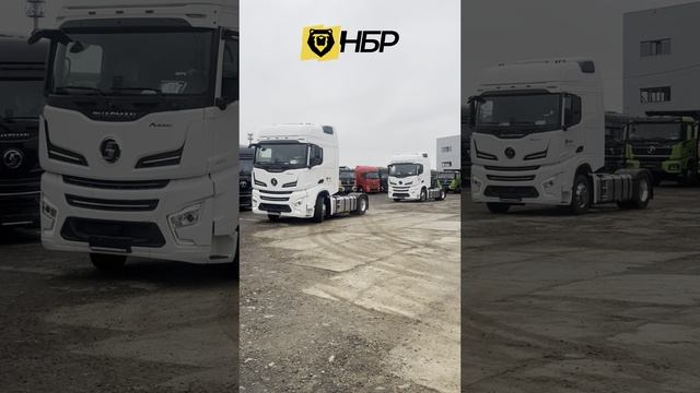 Отгрузка 4 мощных тягачей Shacman X6000 с колесной формулой 4х2 нашему постоянному клиенту.