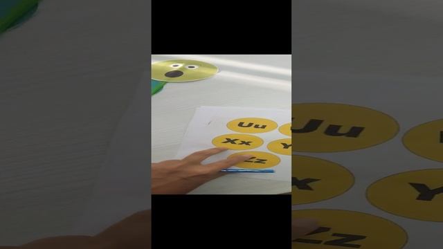 англ.буквы U w x Z произношение